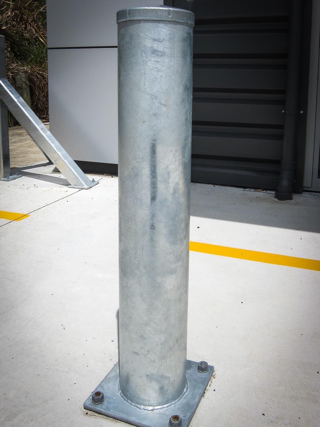 Bolt Down Bollards - Bollards | Xpanda